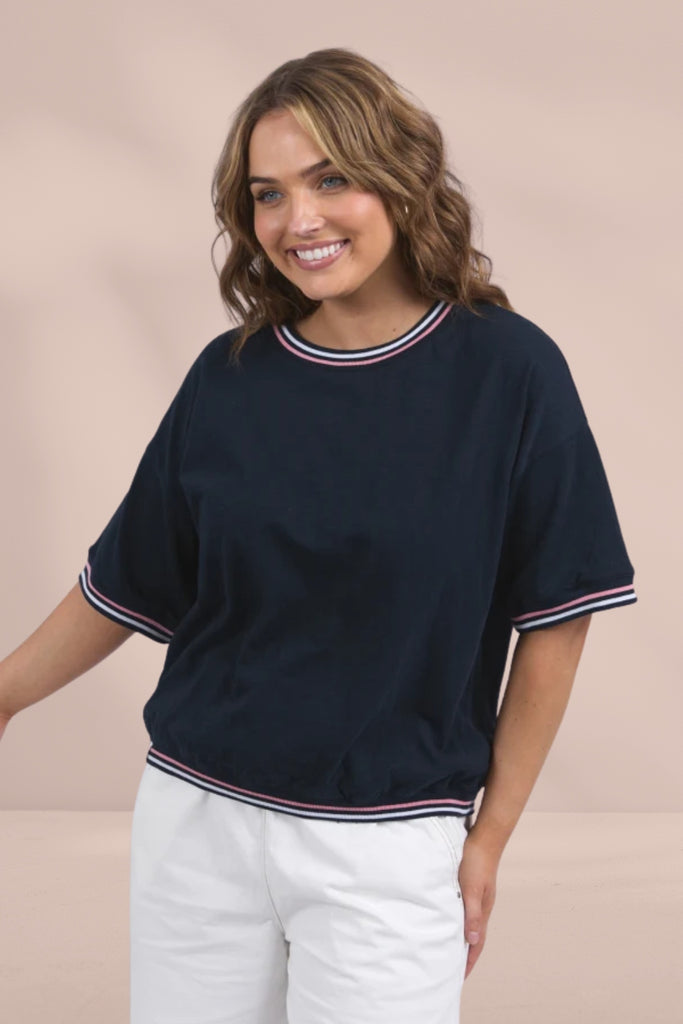 Elm Faye Short Sleeve Sweat Dark Sapphire Elm – Boxhill
